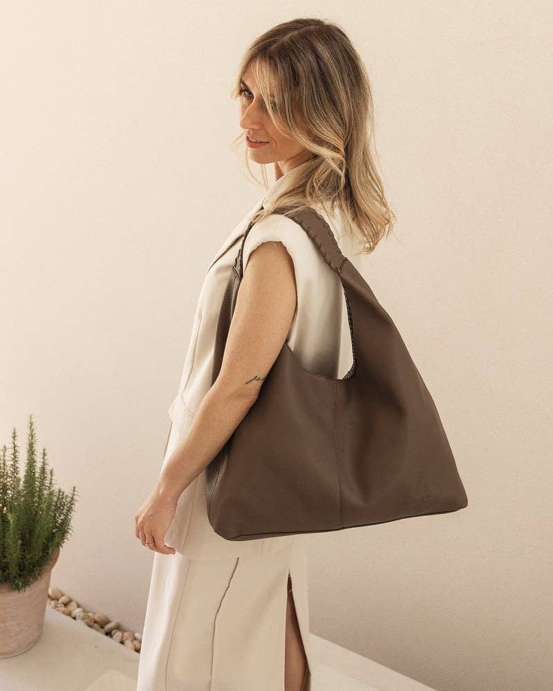 Avery Shoulder Bag - Mocha