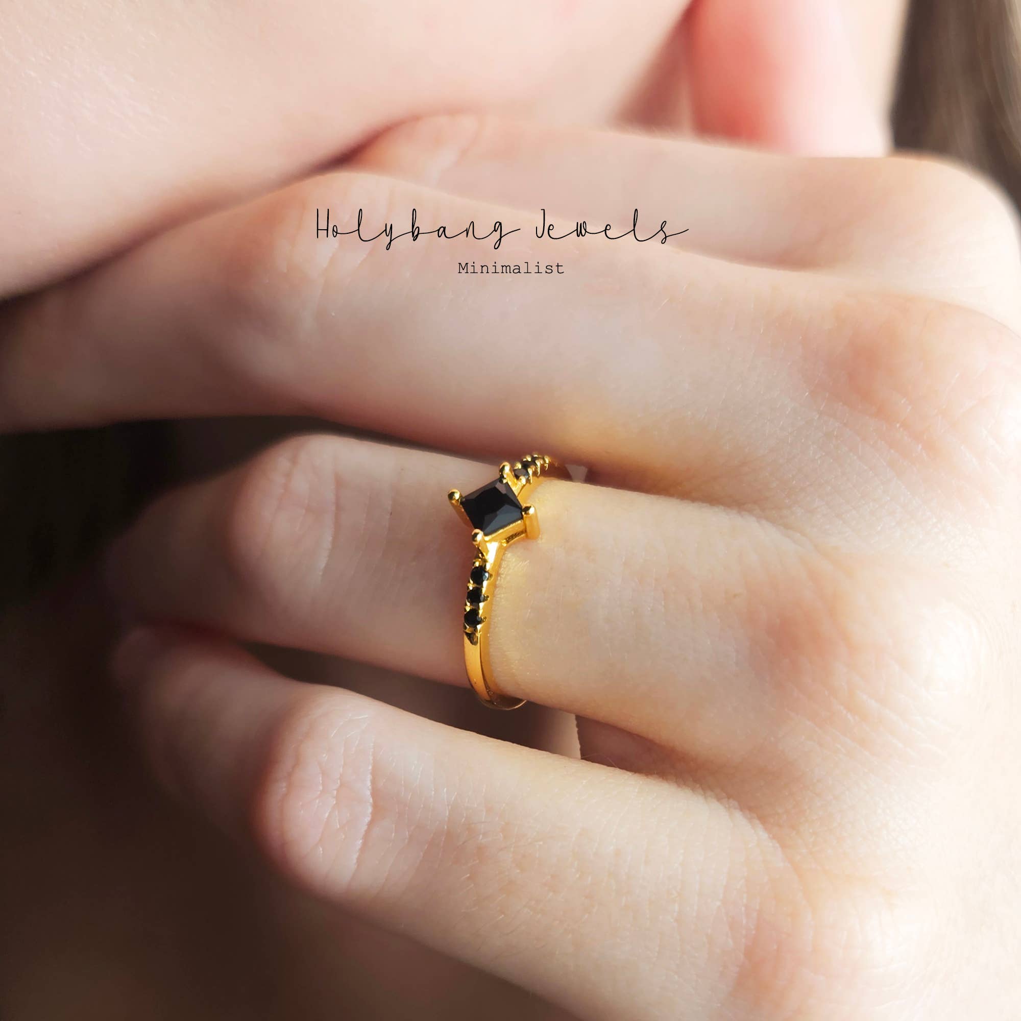 PRINCESS CUT BLACK CRYSTAL RING - R-F1192